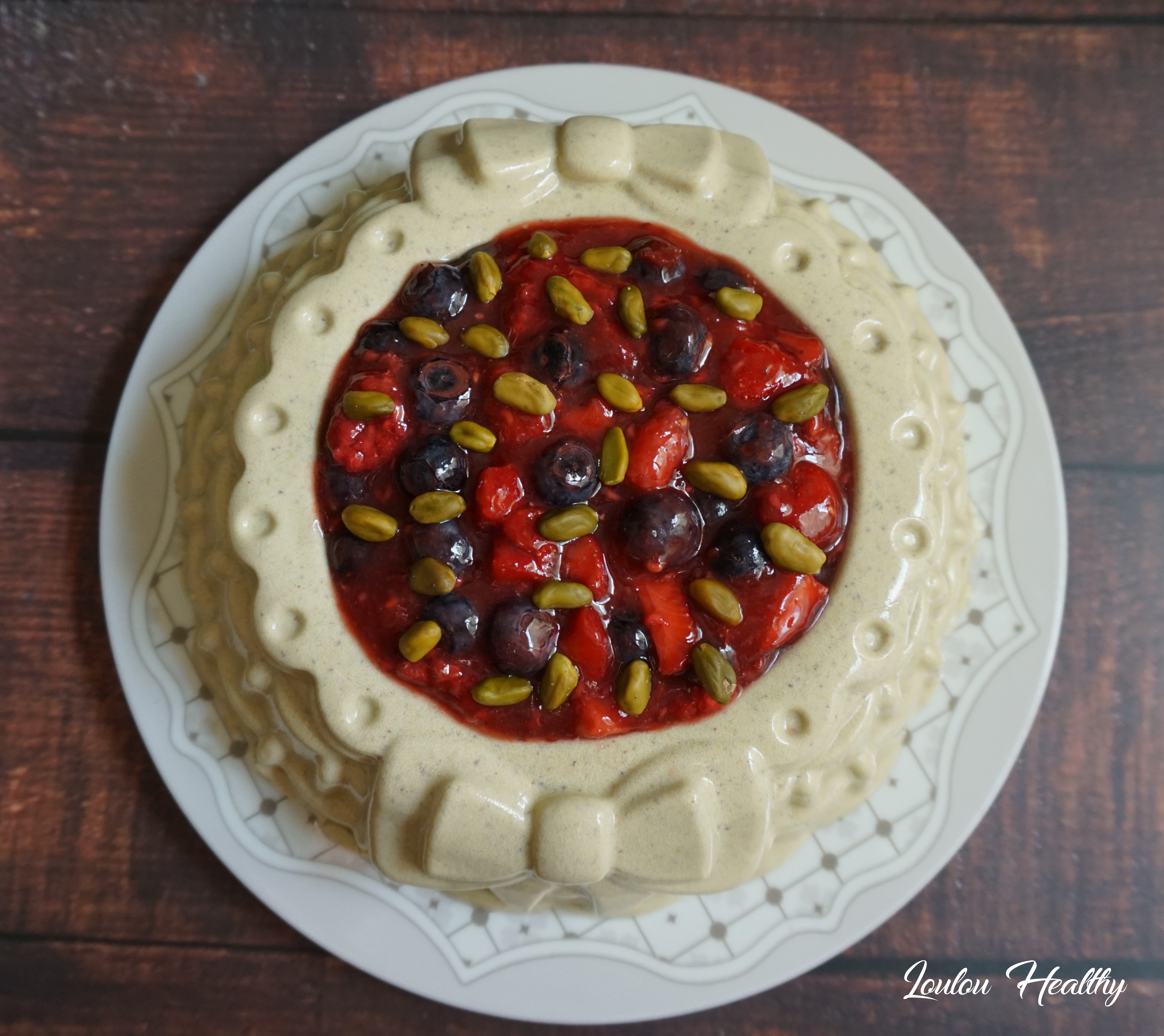 Entremet à la pistache & aux fruits rouges {Vegan – Sans gluten – IG ...